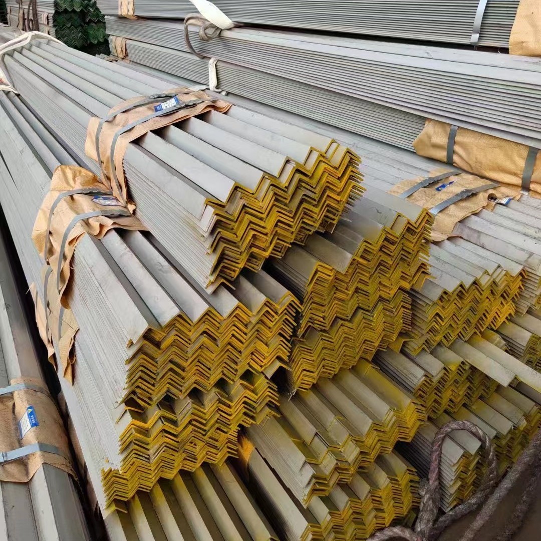 SS 304 Angle Size Chart Hot Rolled 304 Stainless Steel Angle Bar Sizes ...