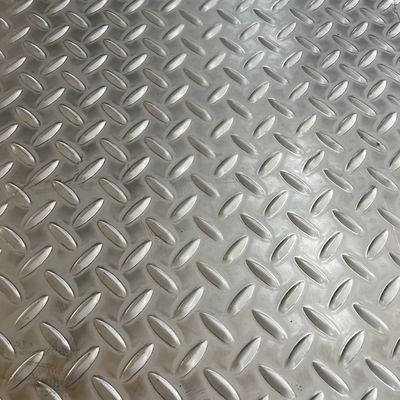 AISI 304 SUS304 DIN1.4301 Stainless Steel Chequered Plate 1500*6000mm For Floor